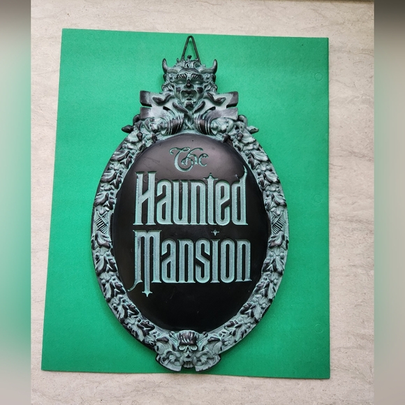 Disney | Wall Decor | Nwt Heavy Resin Sign Disney The Haunted Mansion ...